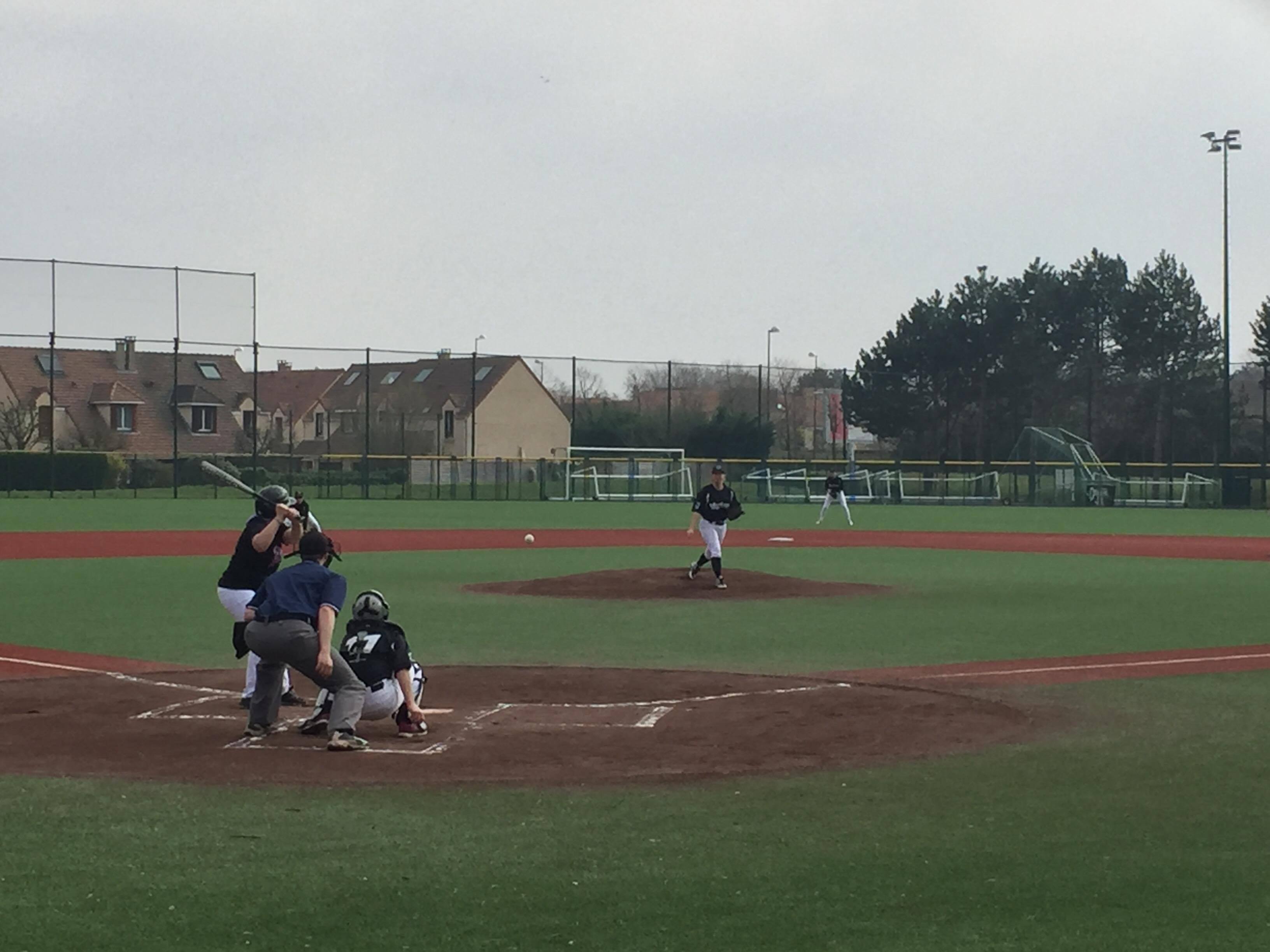 Team Focus: Baseball Féminin - Site officiel des Cougars de ...